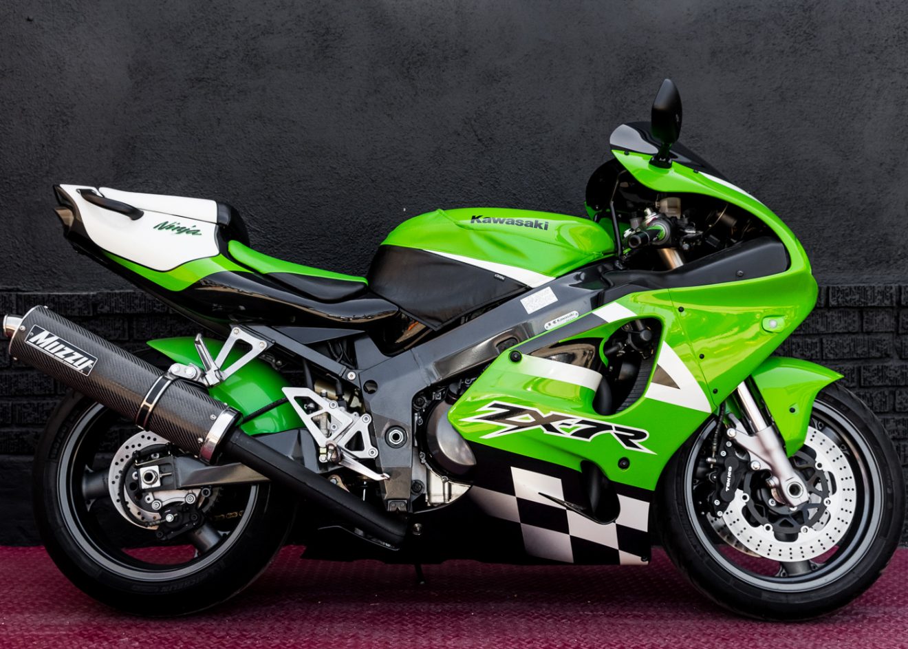 2002 Kawasaki ZX-7R – Iconic Motorbike Auctions