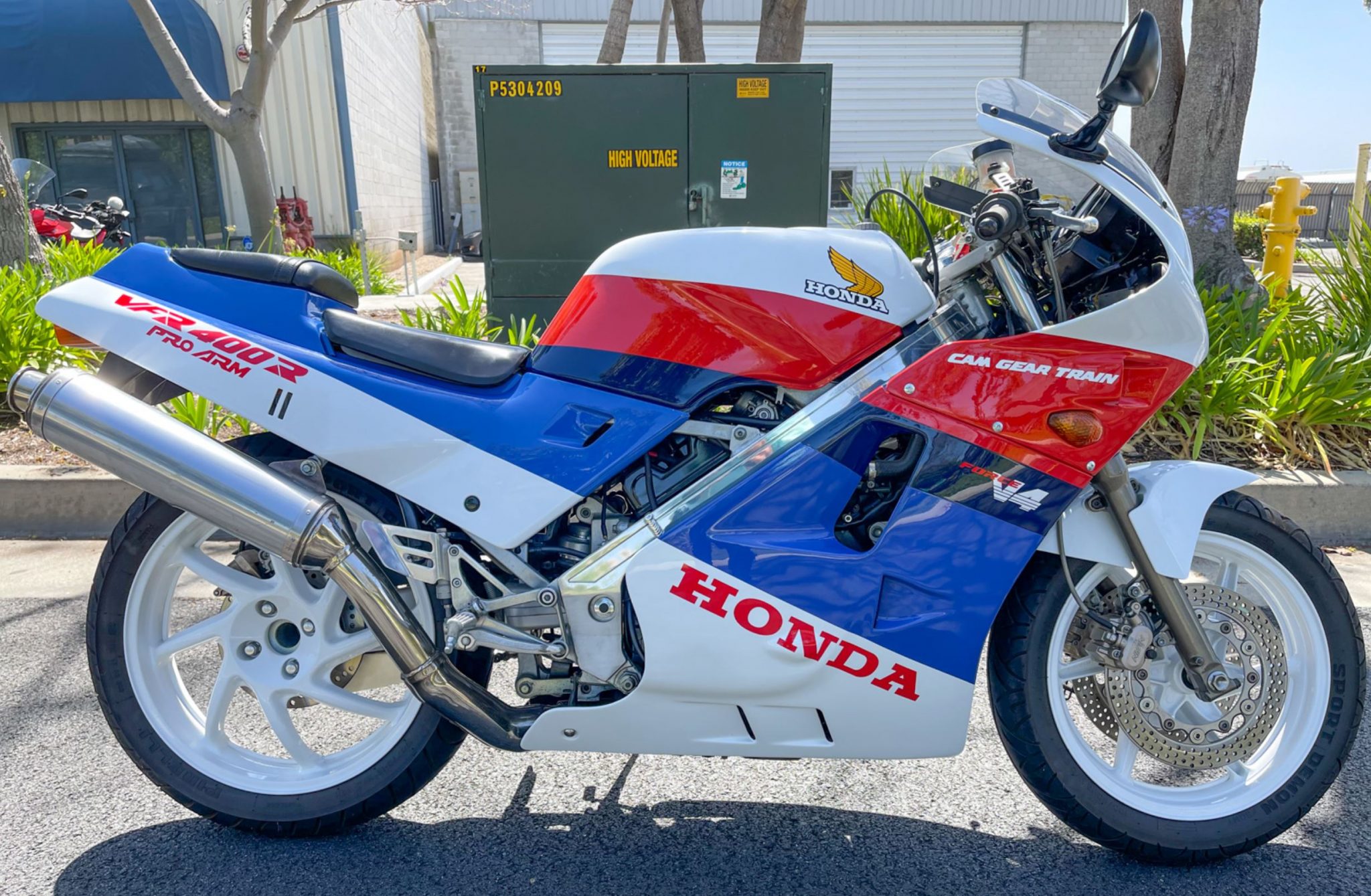 1987 Honda VFR400R NC24 – Iconic Motorbike Auctions