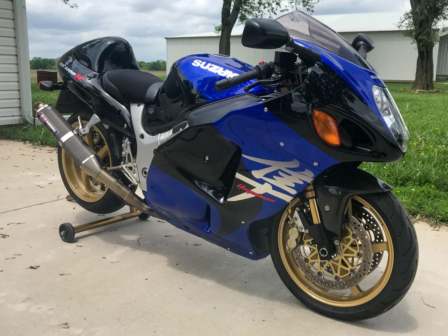 2002 Suzuki Hayabusa GSX1300R – Iconic Motorbike Auctions