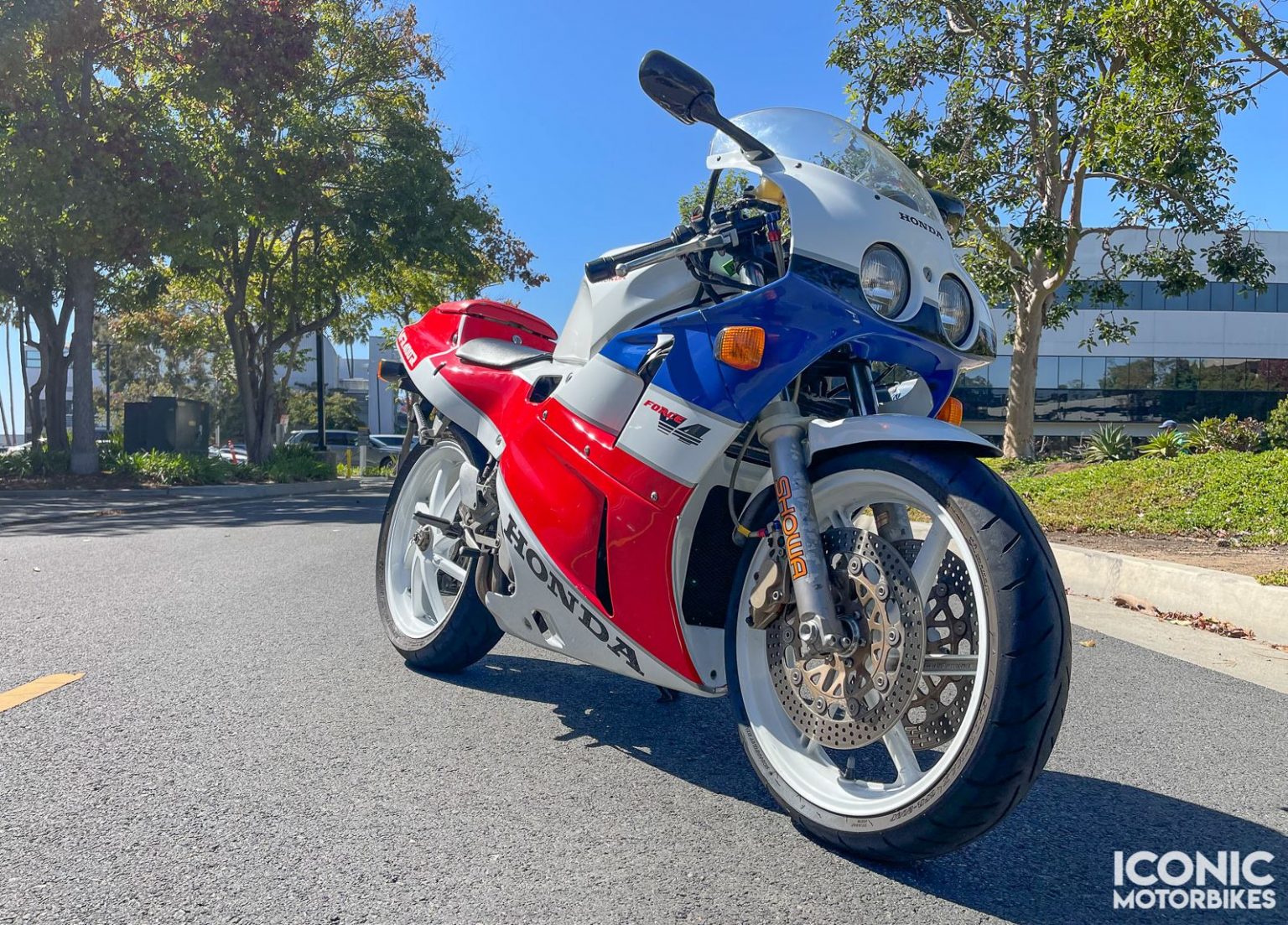 1990 Honda VFR400R NC30 – Iconic Motorbike Auctions