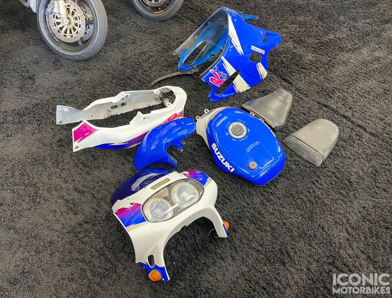 No Reserve – 1993 Suzuki GSX-R750 Bodywork – Iconic Motorbike Auctions