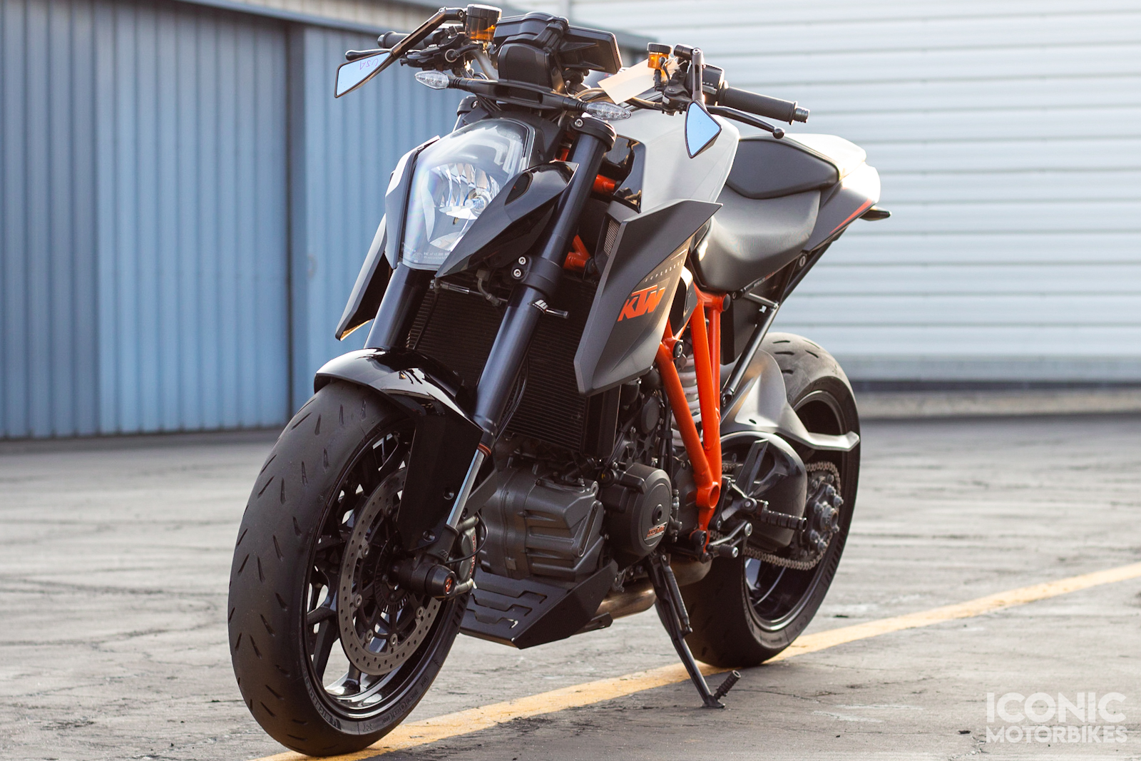 2015 KTM 1290 Super Duke R – Iconic Motorbike Auctions
