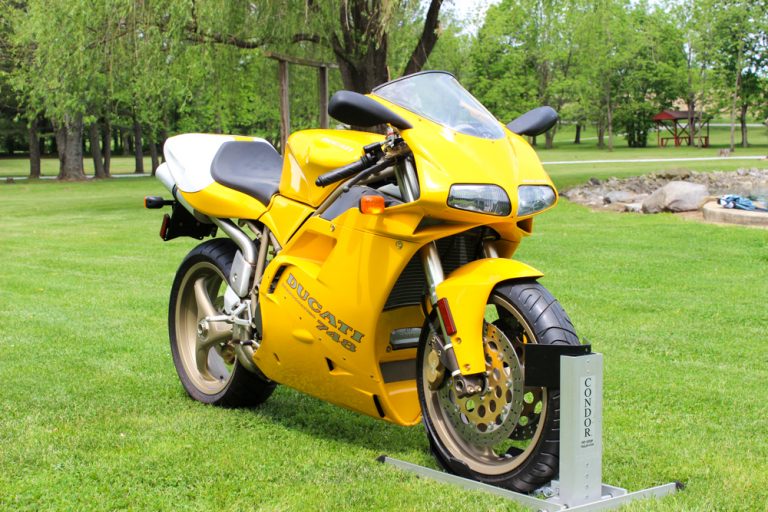 1997 Ducati 748 With 6 Miles – Iconic Motorbike Auctions
