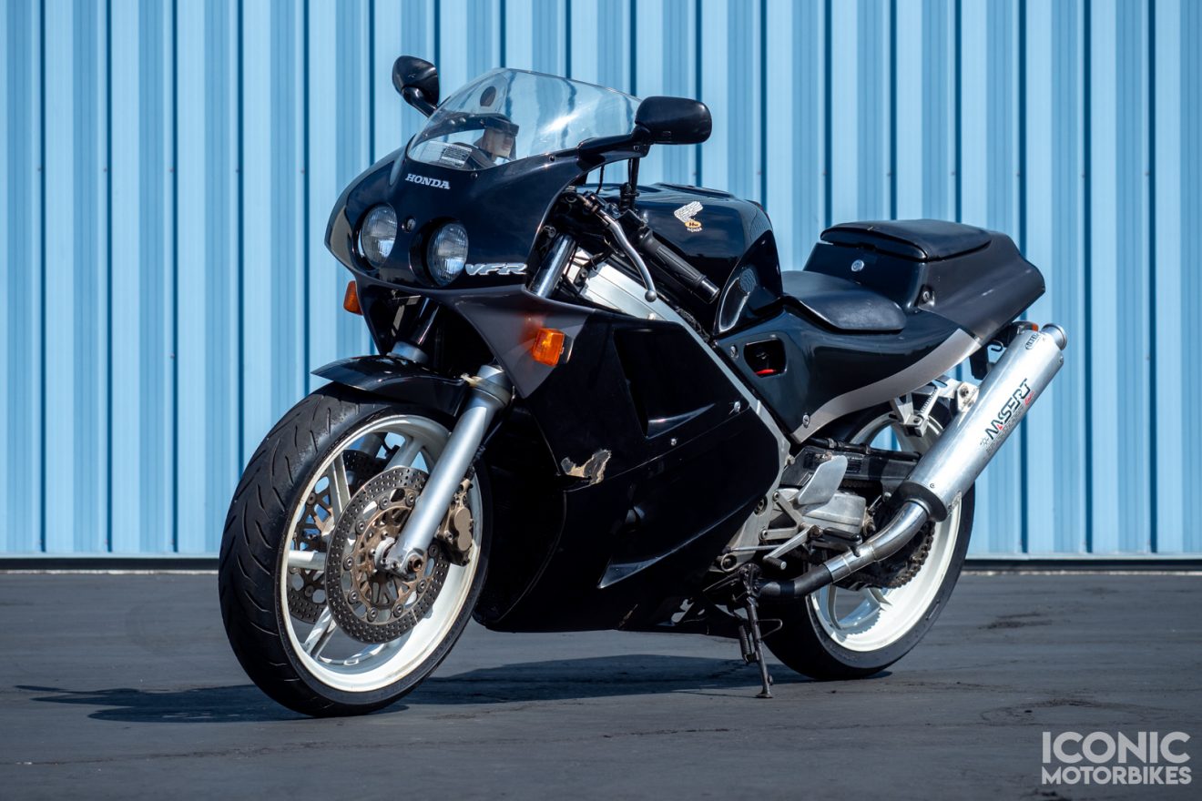 No Reserve – 1989 Honda VFR400 NC30 – Iconic Motorbike Auctions