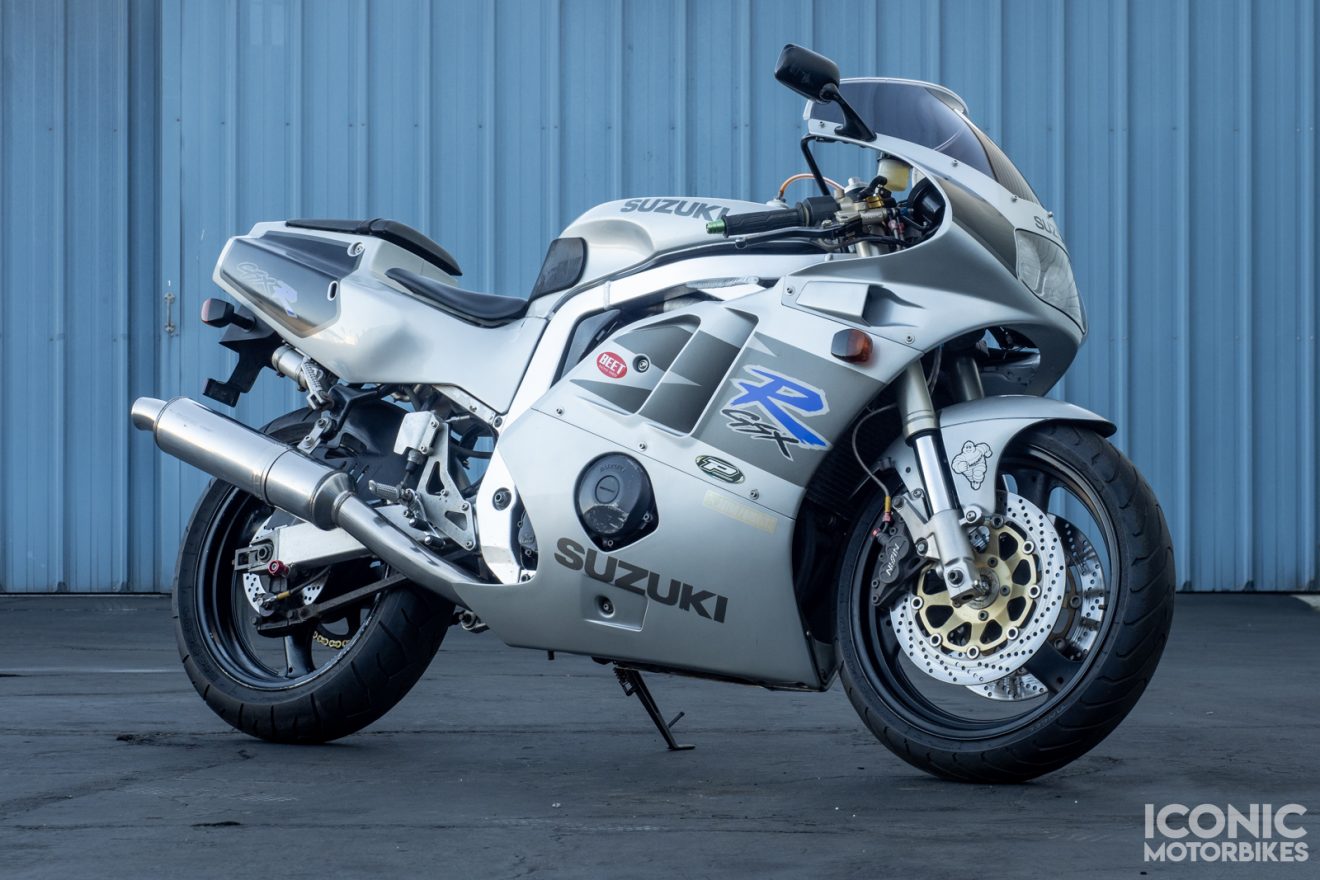 No Reserve – 1992 Suzuki GSX-R400 Project – Iconic Motorbike Auctions