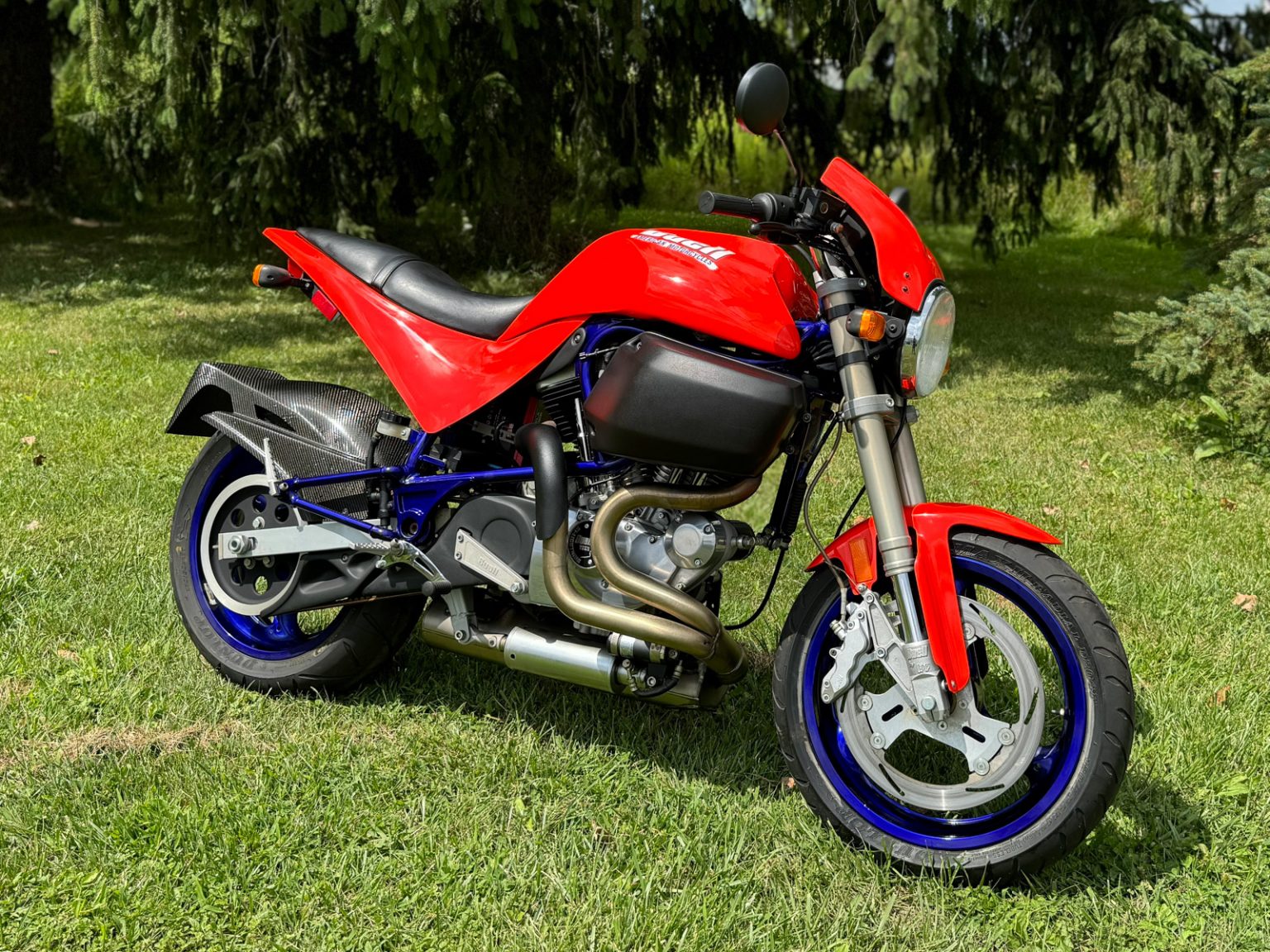 1998 Buell S1 White Lightning with Three Miles – Iconic Motorbike Auctions