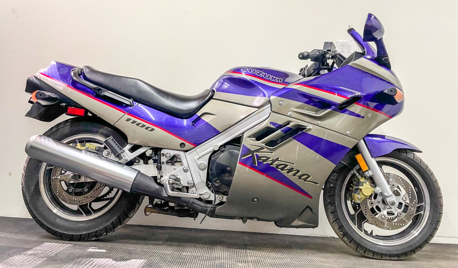 1993 Suzuki GSX-1100 Katana – Iconic Motorbike Auctions
