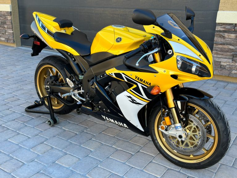 2006 Yamaha R1 LE with 1,779 Miles – Iconic Motorbike Auctions