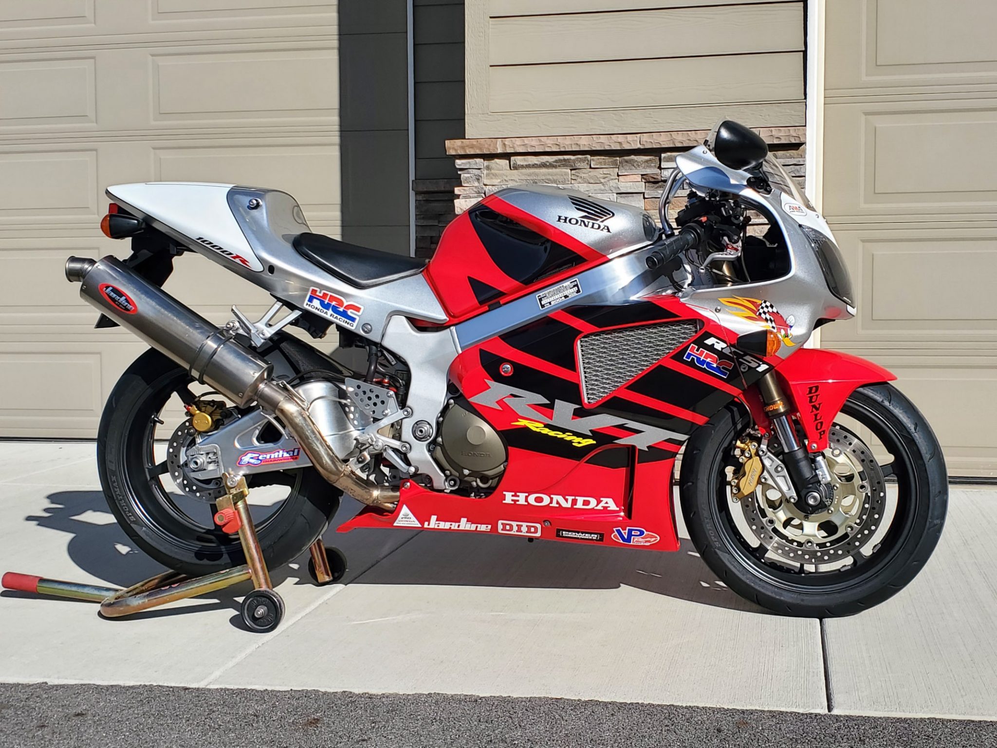 2004 Honda RC51 Nicky Hayden Edition – Iconic Motorbike Auctions