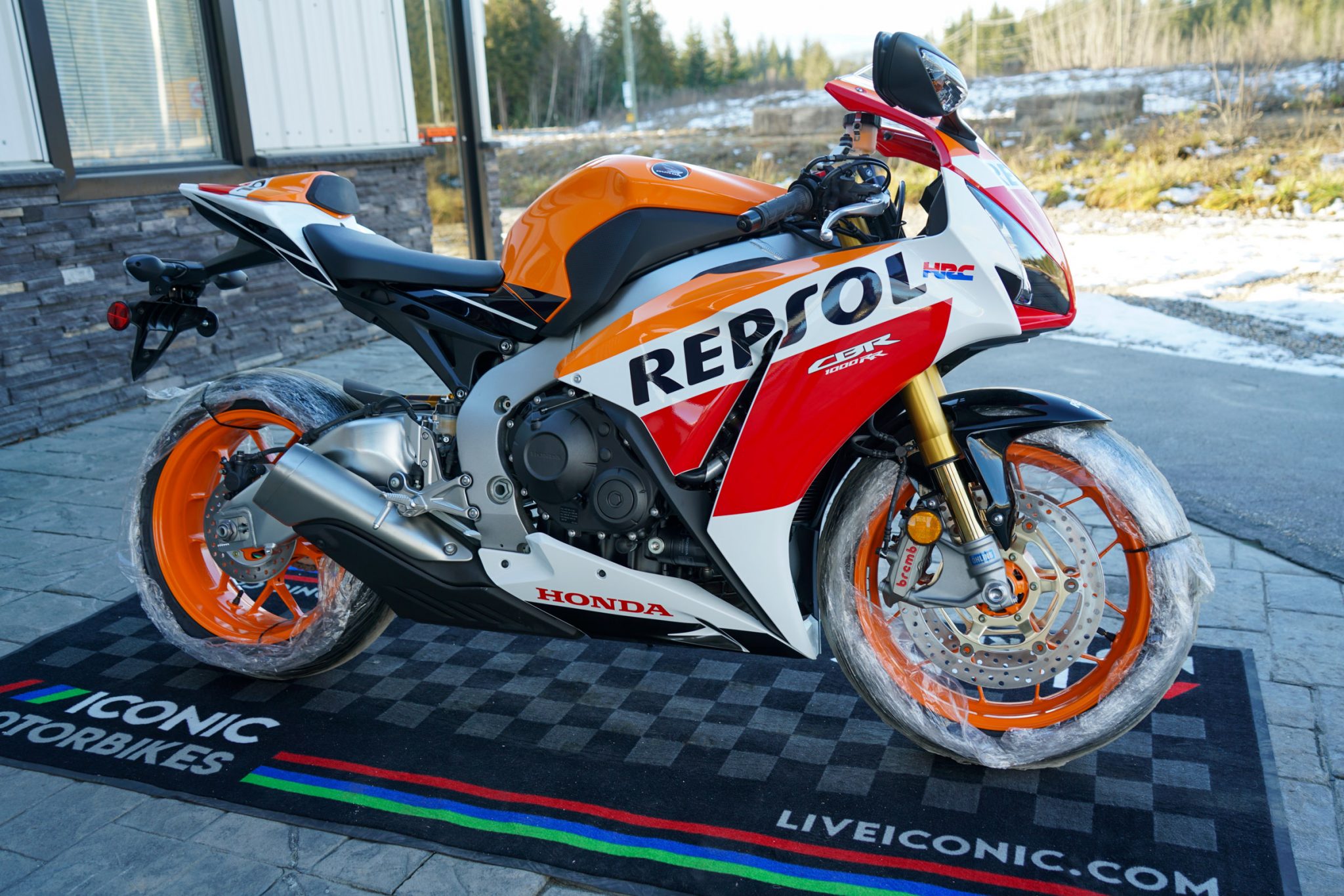 2015 Honda CBR1000RR SP Repsol with Zero Miles – Iconic Motorbike Auctions