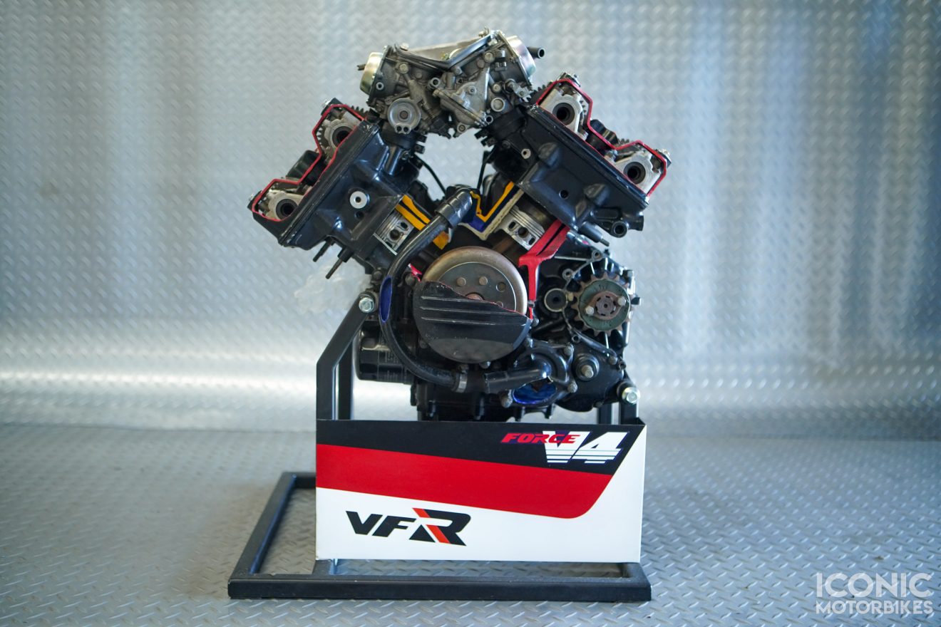 No Reserve – Honda VFR400 NC24 Cut Away Motor Display – Iconic Motorbike Auctions