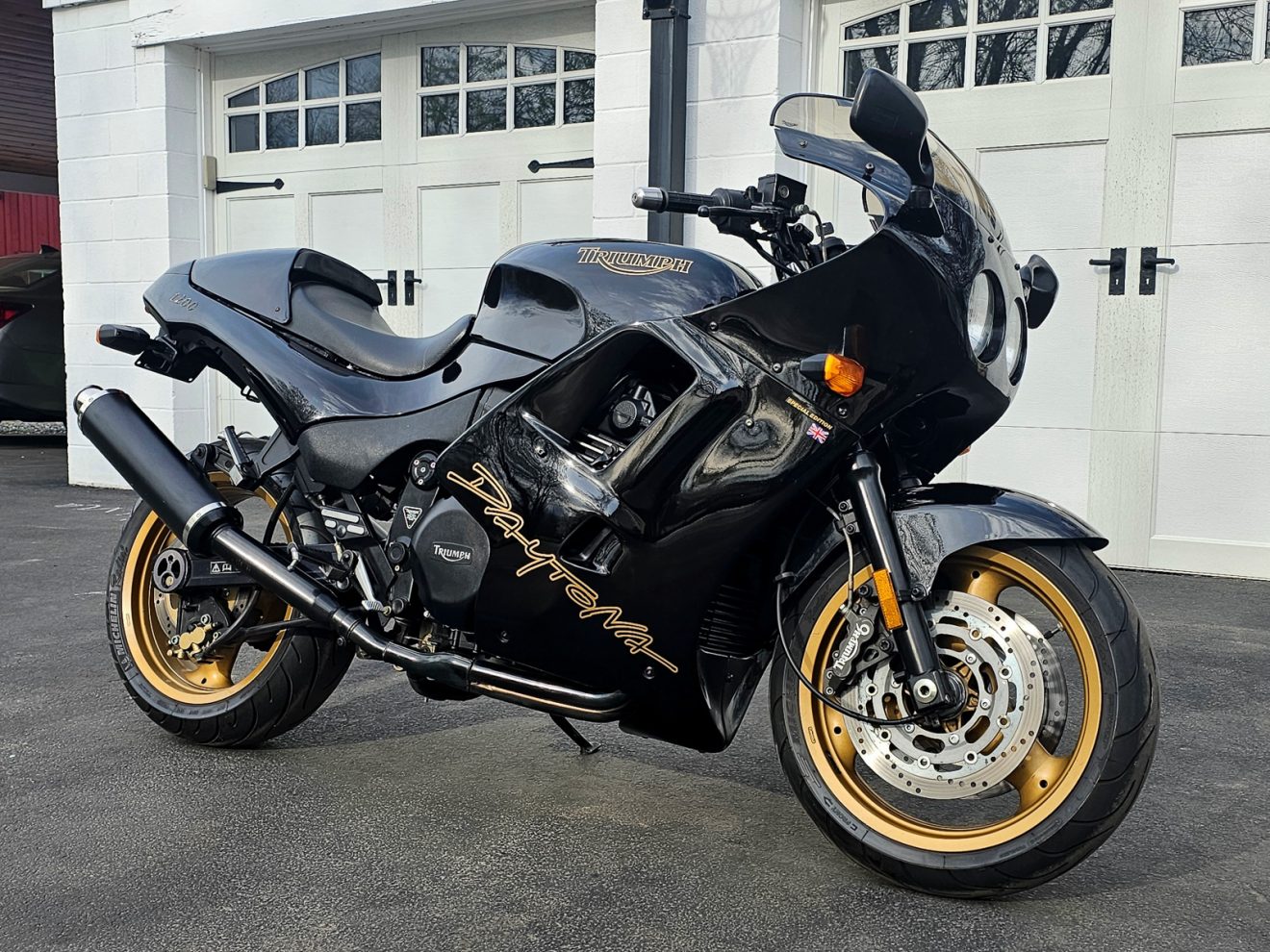 No Reserve – 1999 Triumph Daytona 1200 SE #131 – Iconic Motorbike Auctions