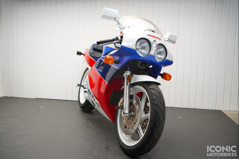 RC30 – Iconic Motorbike Auctions