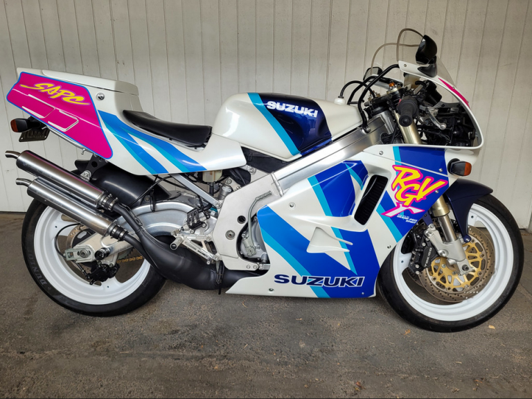 1992 Suzuki RGV250 VJ22 – Iconic Motorbike Auctions