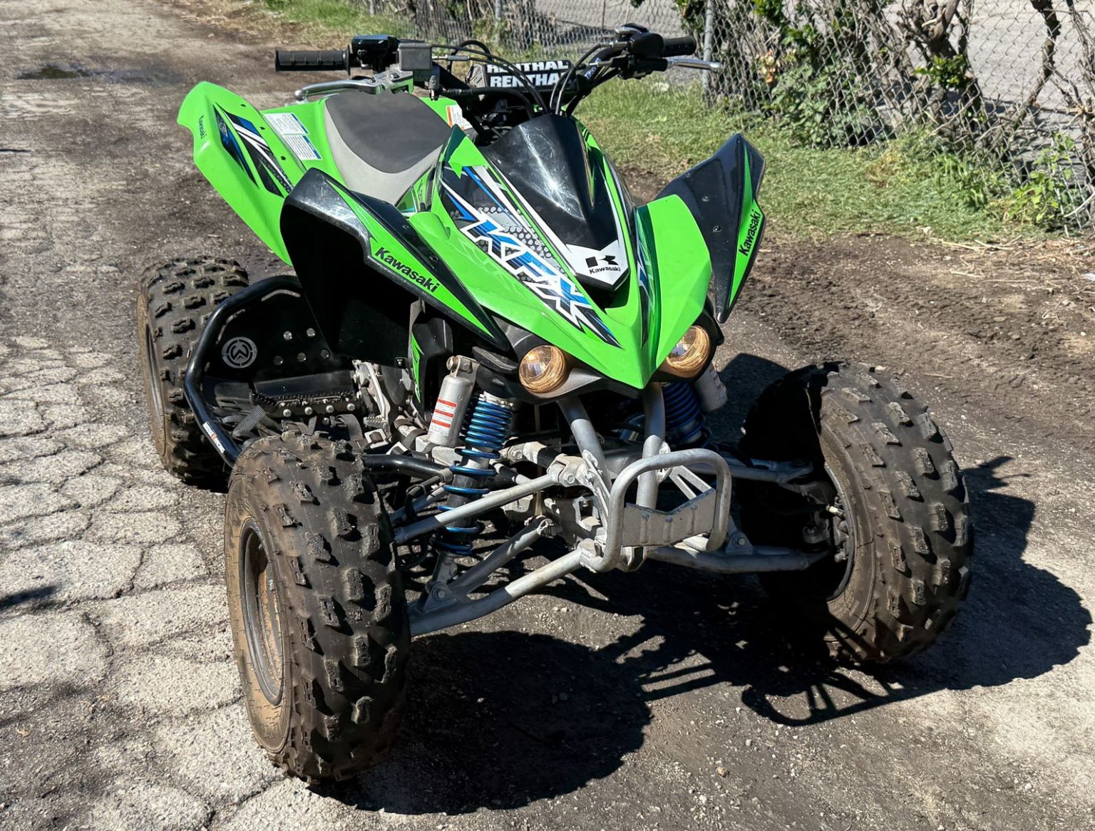 2014 Kawasaki KFX450R Special Edition – Iconic Motorbike Auctions
